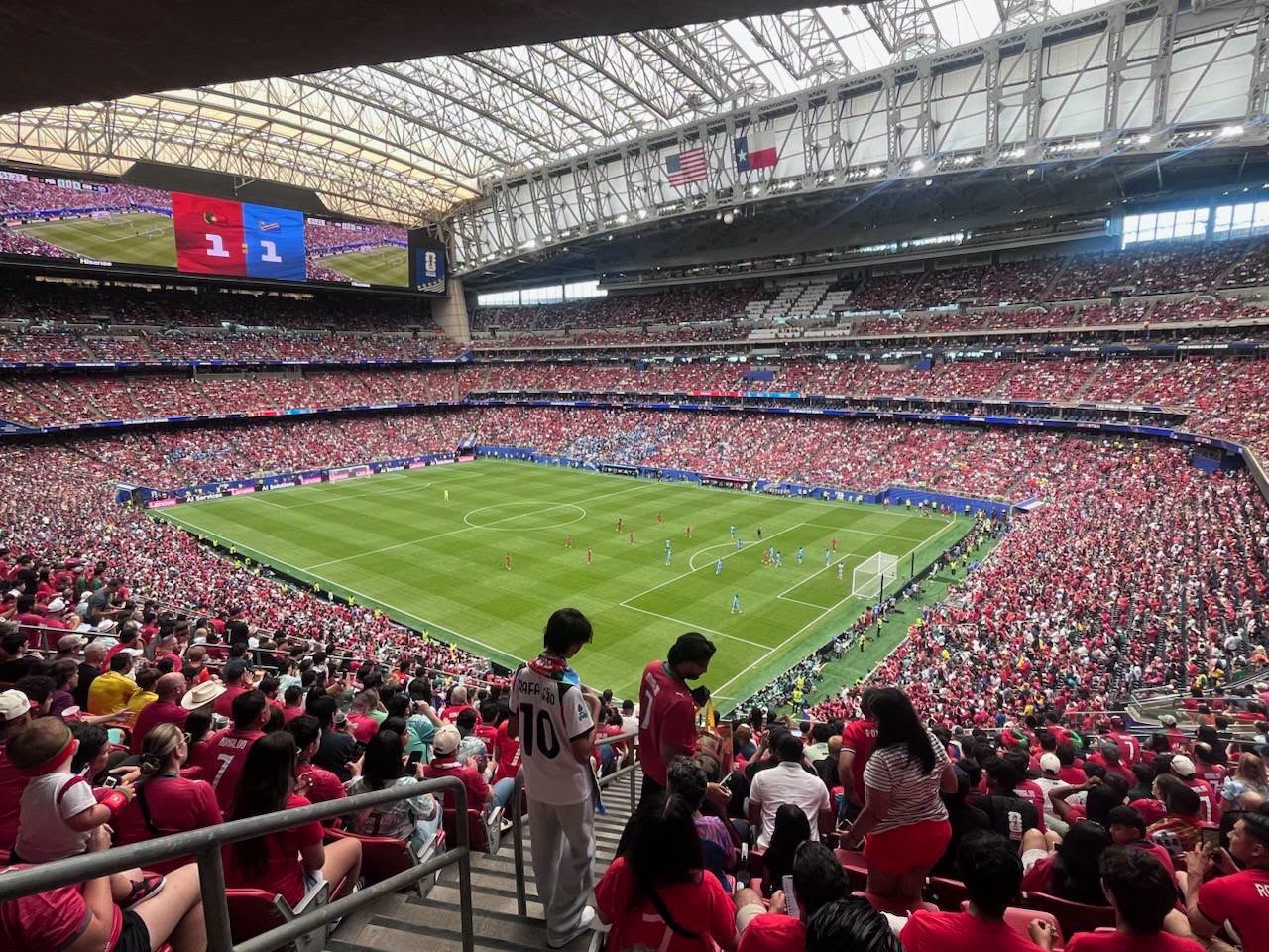 Houston Experiences the World Cup Amid Rain, Traffic, and a Historic DR ...